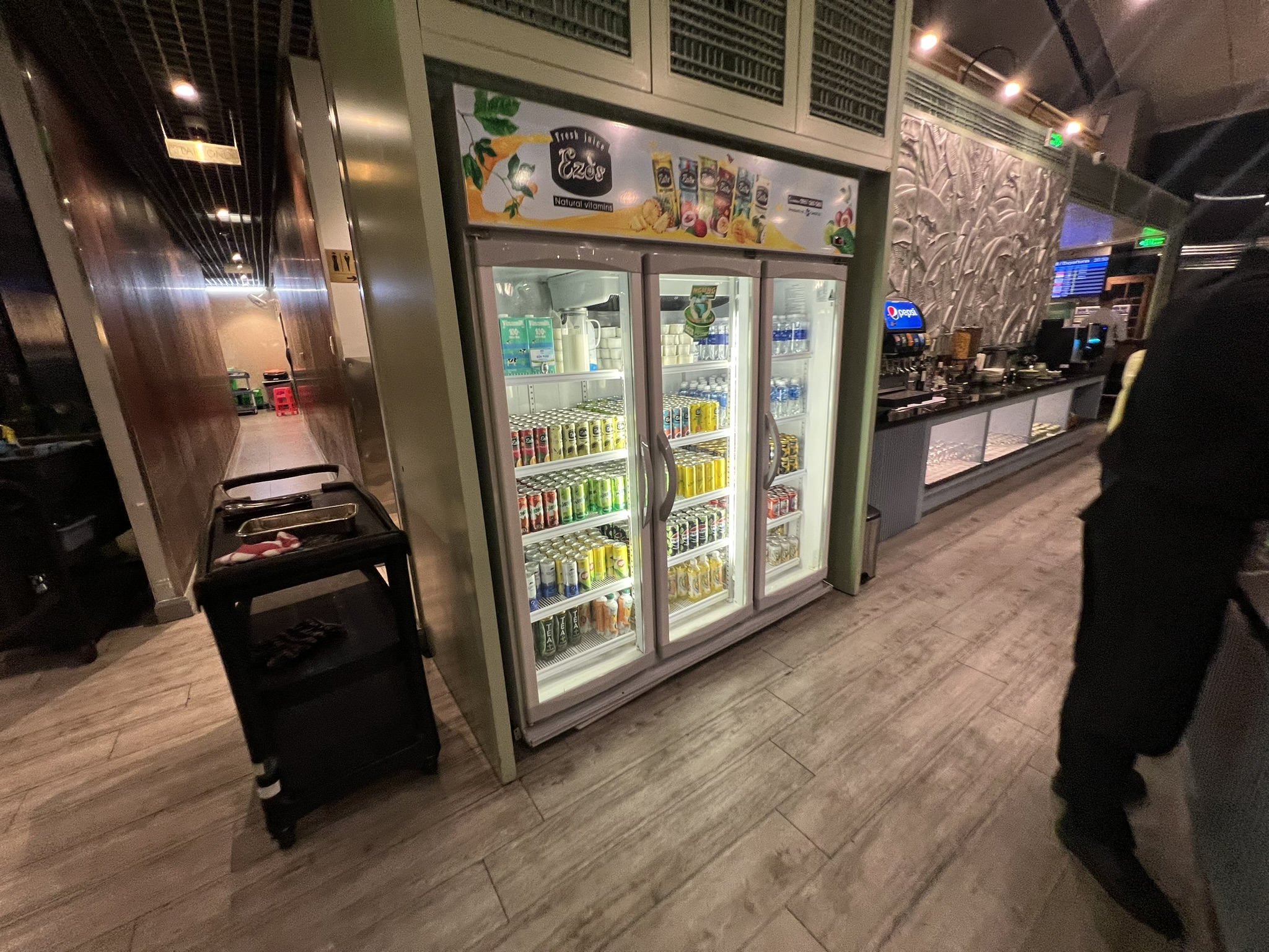 SE Asia Trip Part 25 – Transiting SGN and Le Saigonnaise Lounge ...