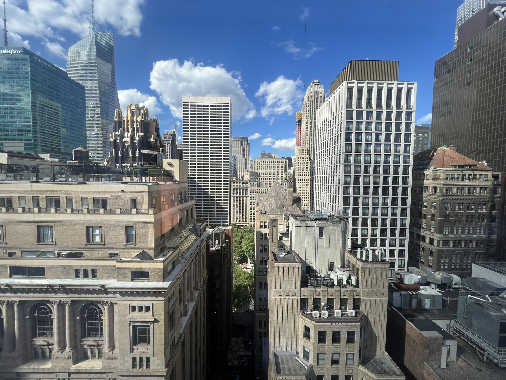 Grayson Hotel NYC – Hyatt Unbound Collection Review – Empty Nester Miles